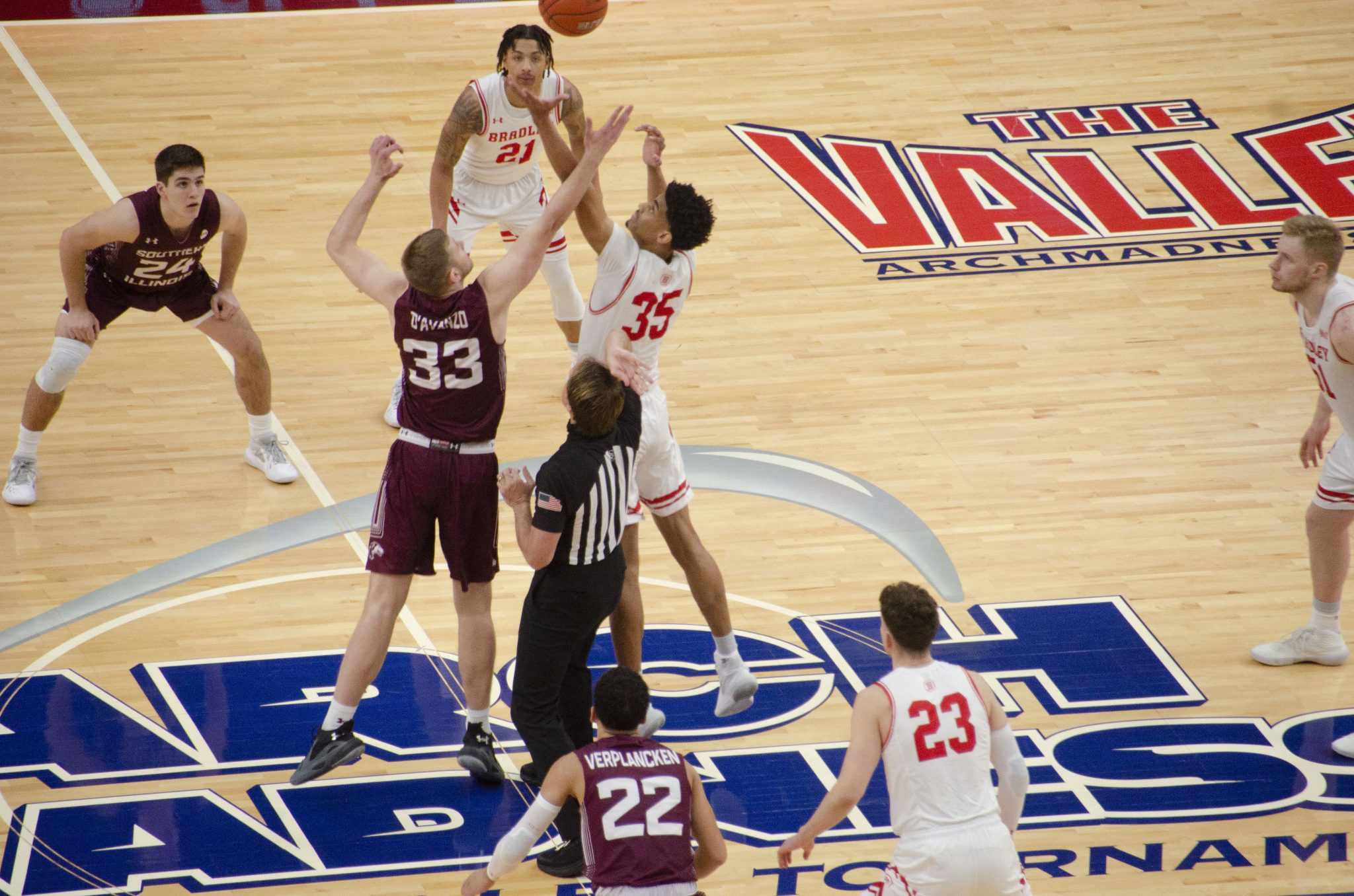 Photo Gallery: Bradley vs Southern Illinois – The Bradley Scout